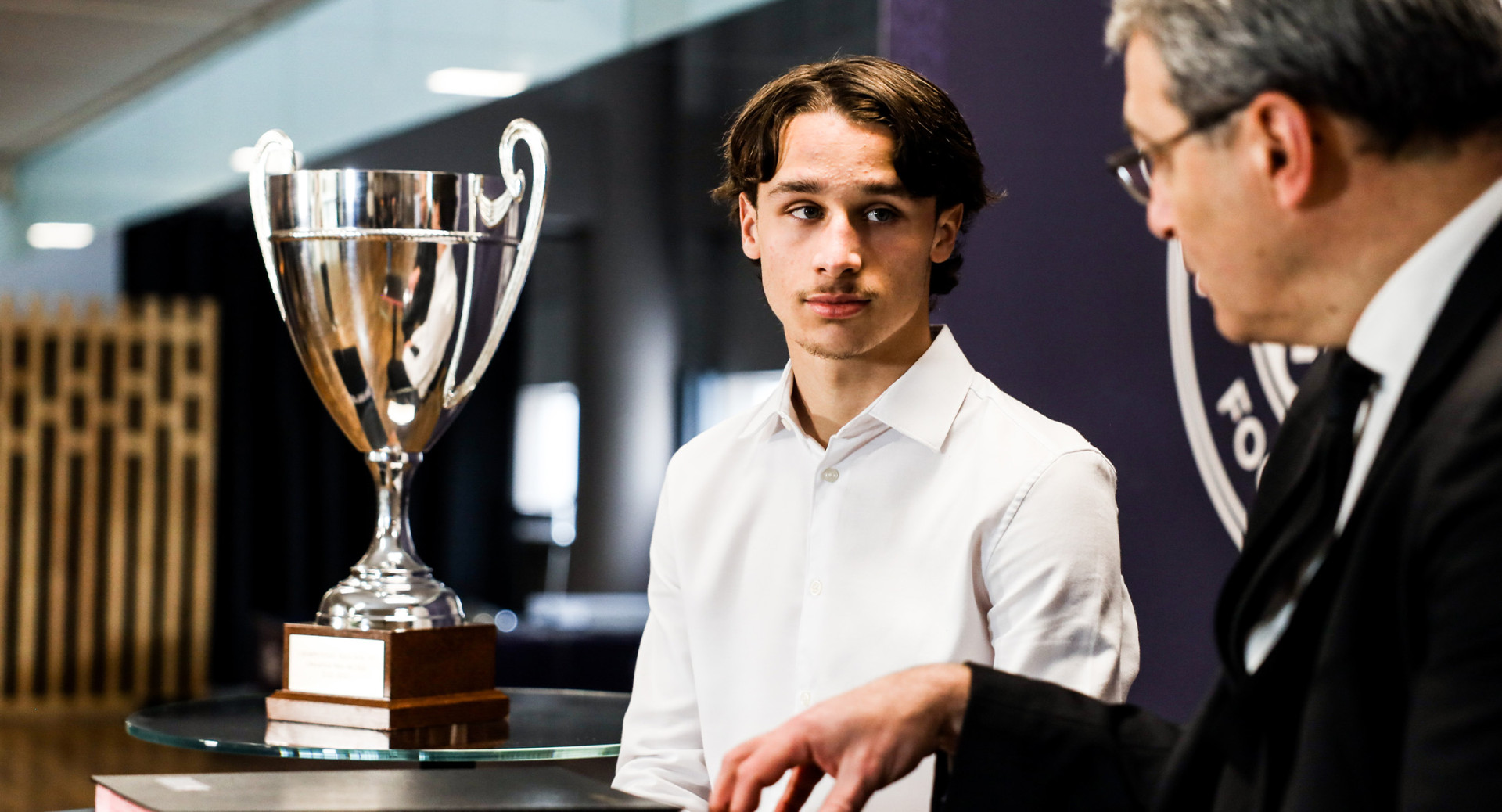 Ylies Aradj signe son premier contrat pro avec le TéFéCé - Toulouse FC