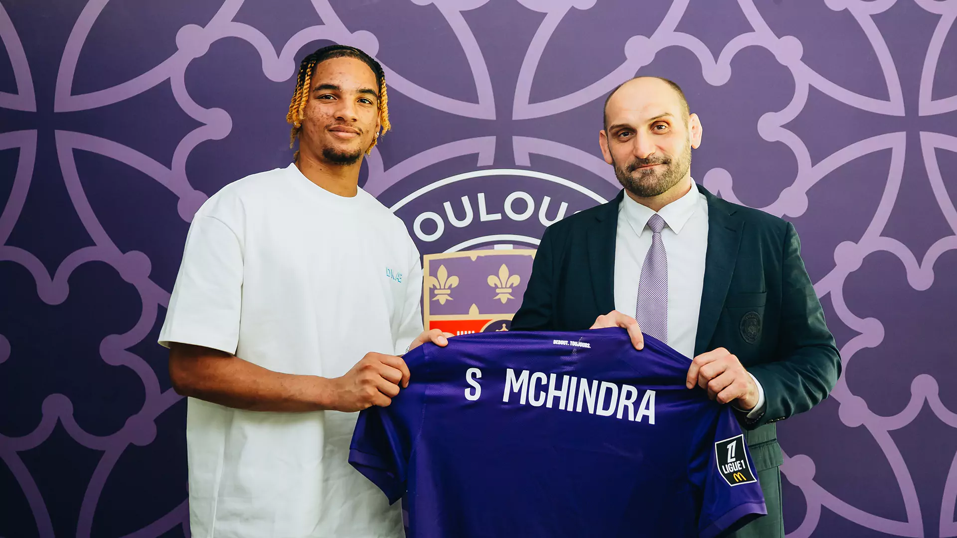 Le gardien de but Naïme Saïd Mchindra signe professionnel au TéFéCé ...