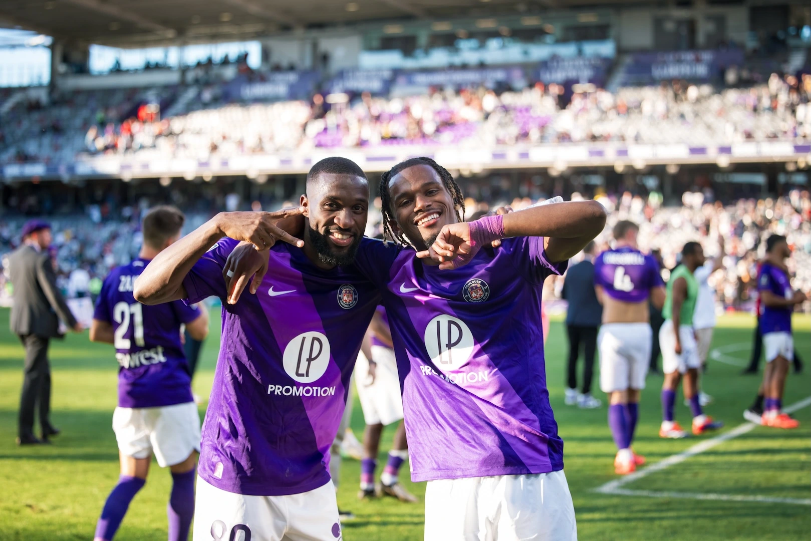 Shavy Babicka quitte le TéFéCé et rejoint l’Étoile Rouge de Belgrade ...