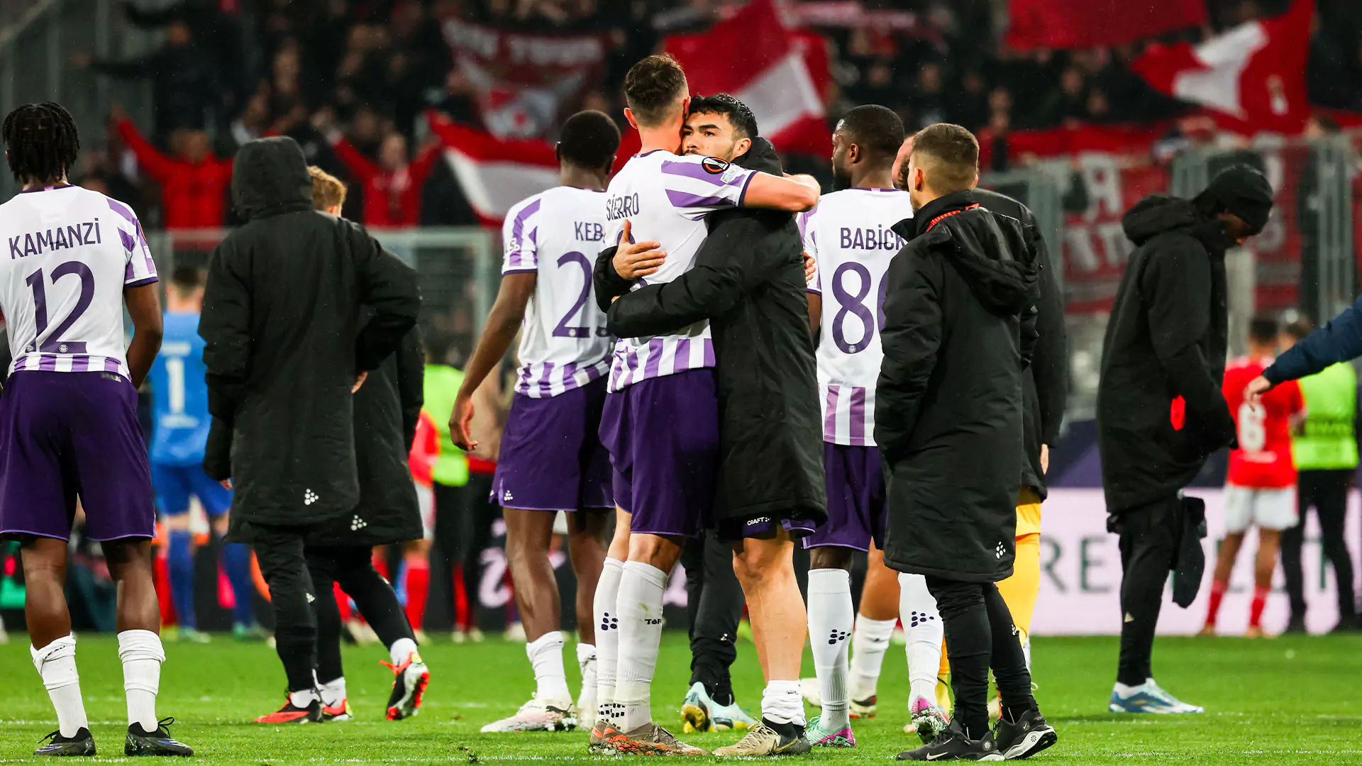 Le résumé de TéFéCé/Benfica, 16ème de finale retour d'UEFA Europa League - Toulouse FC