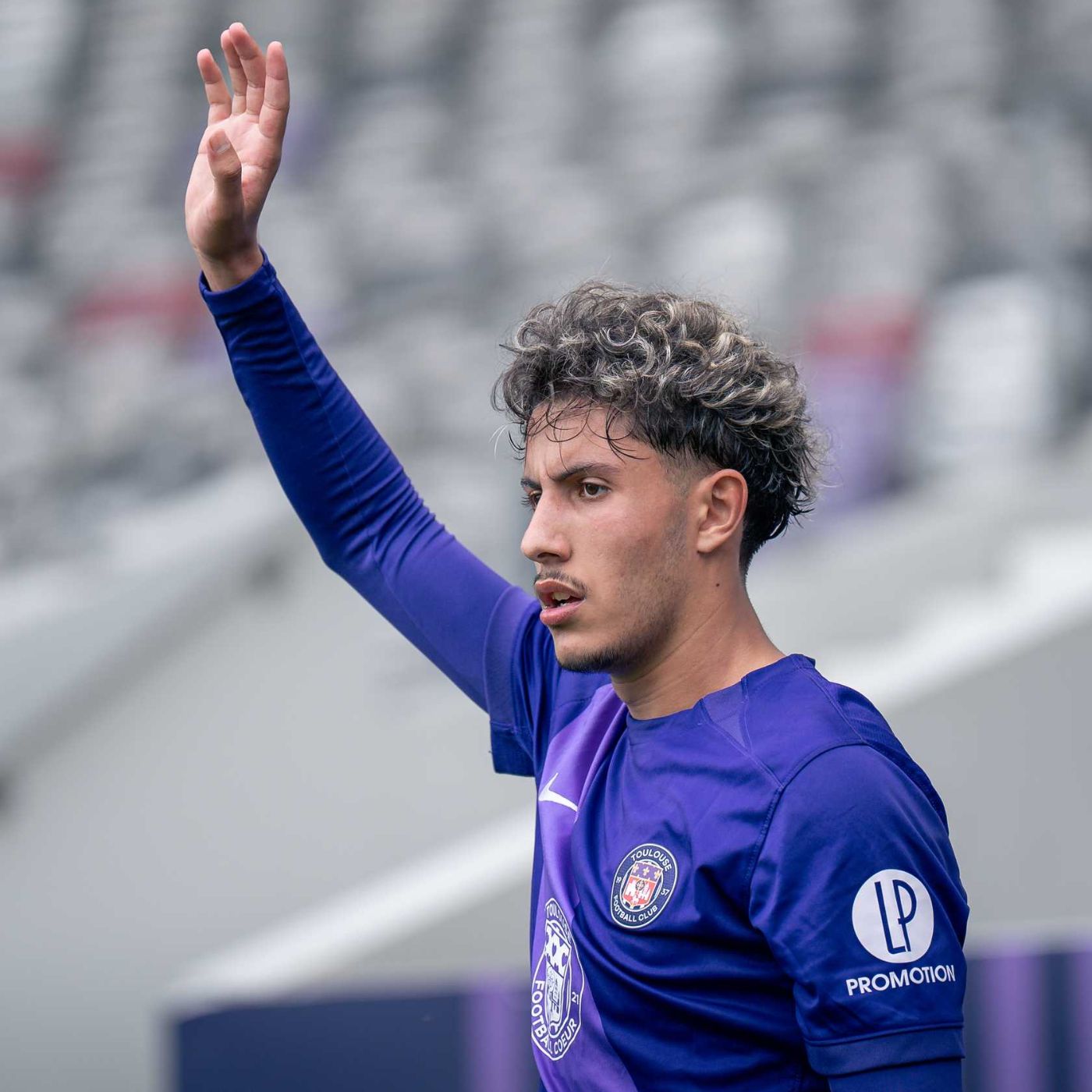 Ilyas Azizi et les Bleuets triomphent de l'Allemagne pour leur entrée ...