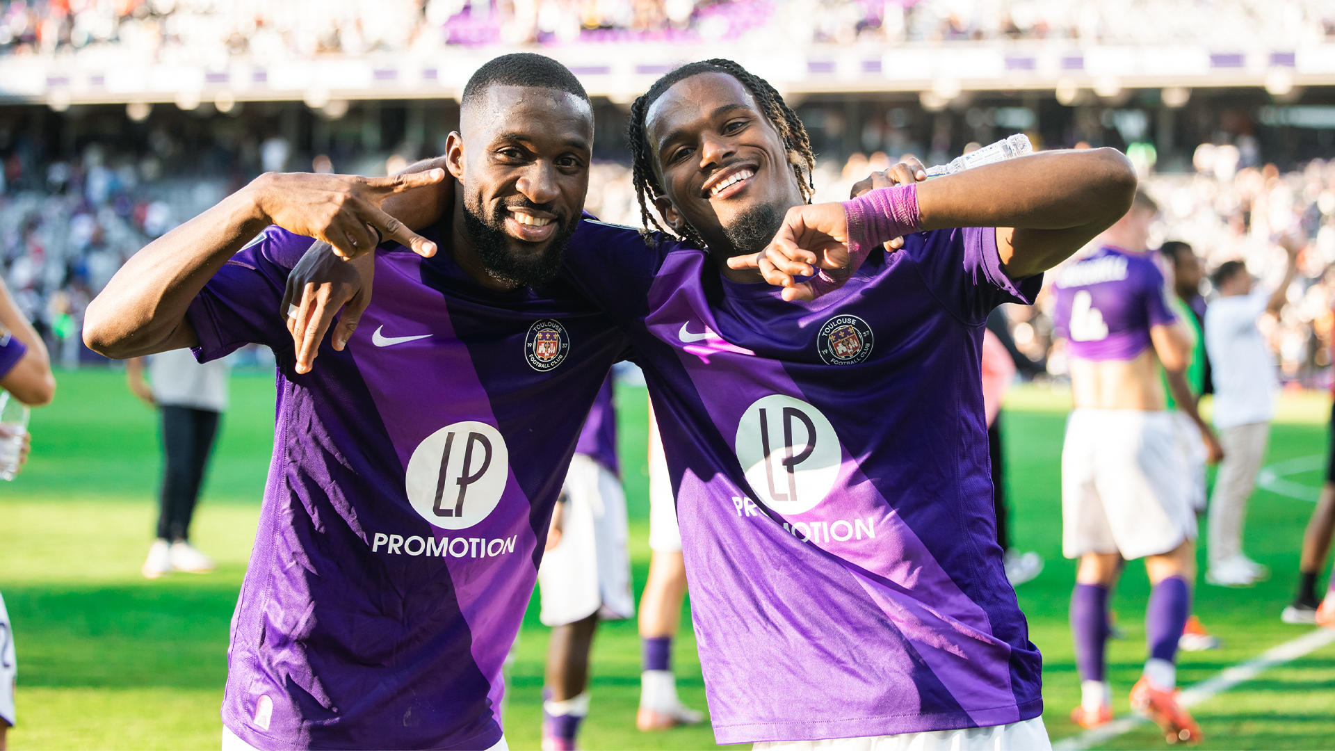 Shavy Babicka, meilleur remplaçant des cinq grands championnat ...